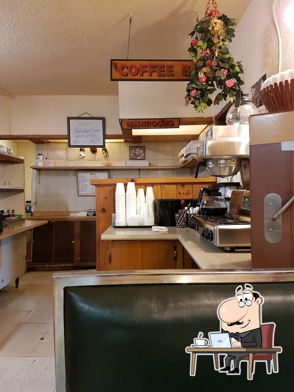 Tree Top Restaurant, Chalk River - Restaurant menu, prices and reviews
