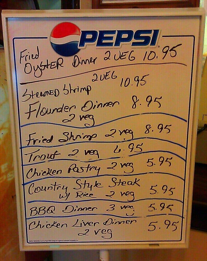 Menu at Doug Sauls BBQ and Seafood, Nashville