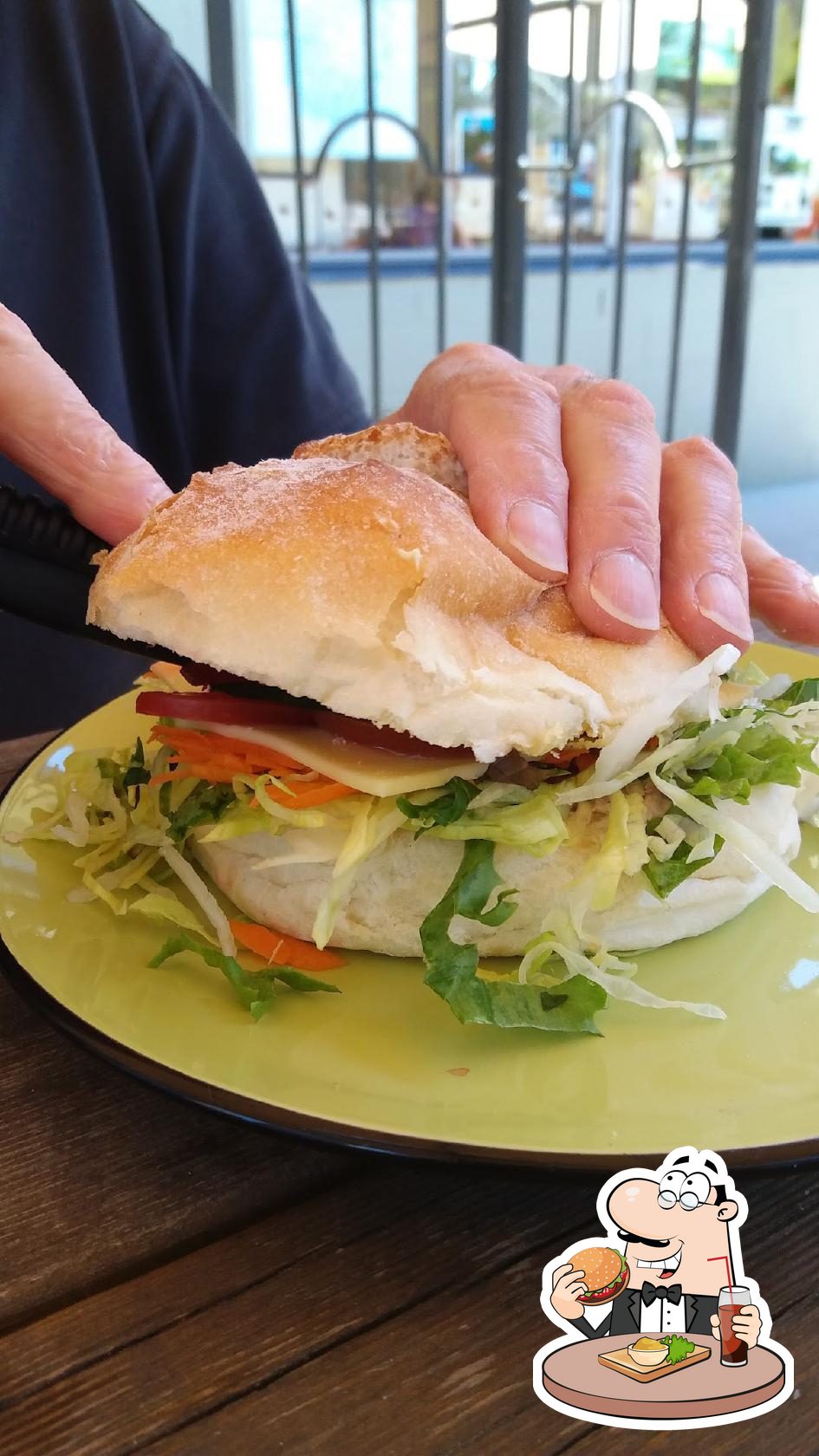 Hungry Wombat Cafe in Derwent Bridge - Restaurant reviews