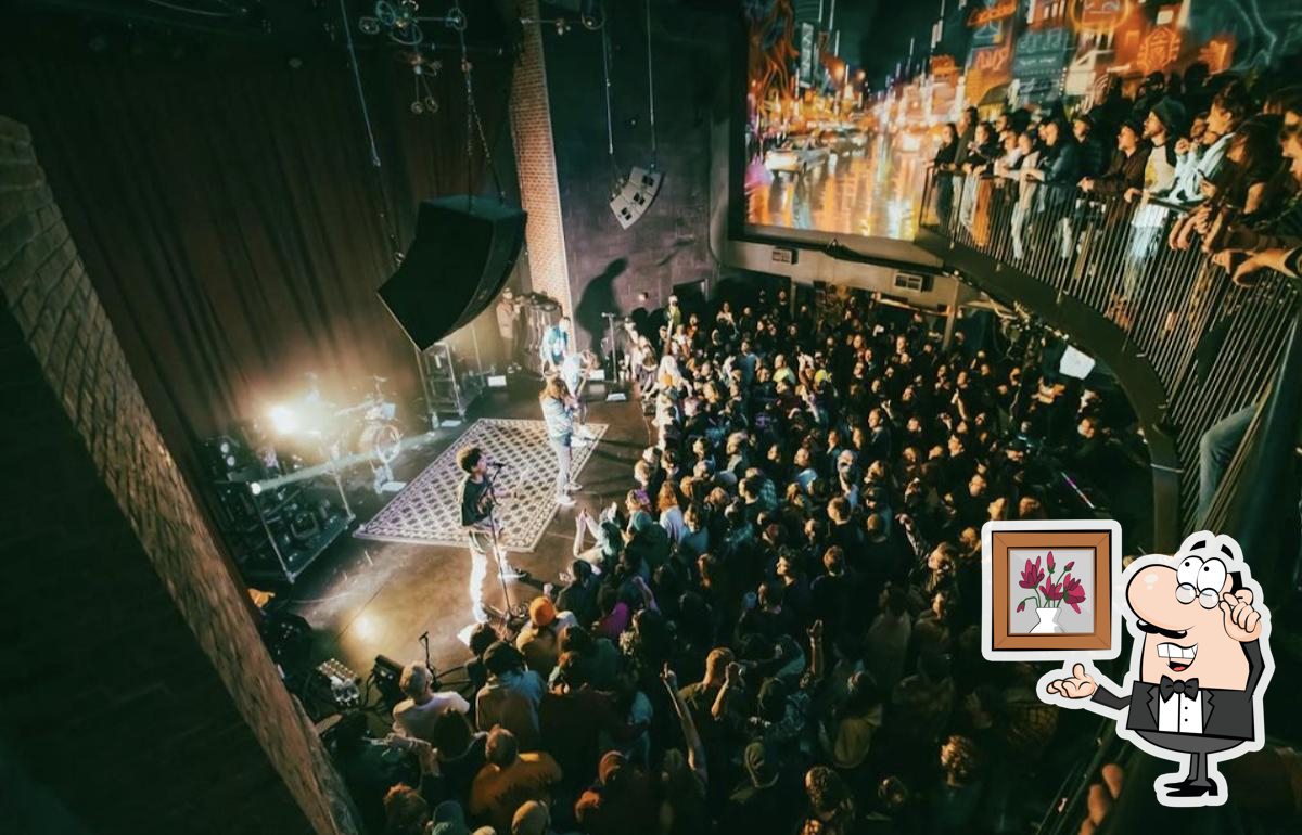 Thunderbird Café & Music Hall in Pittsburgh - Restaurant menu and reviews