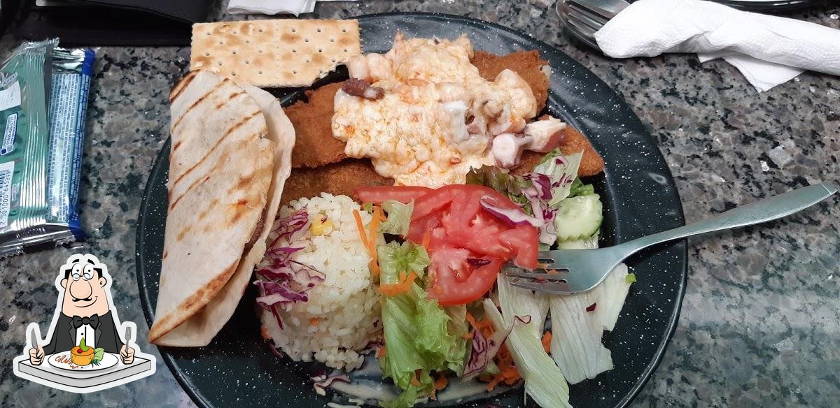 Mariscos El Chavalón restaurant, Santiago de Querétaro - Restaurant ...