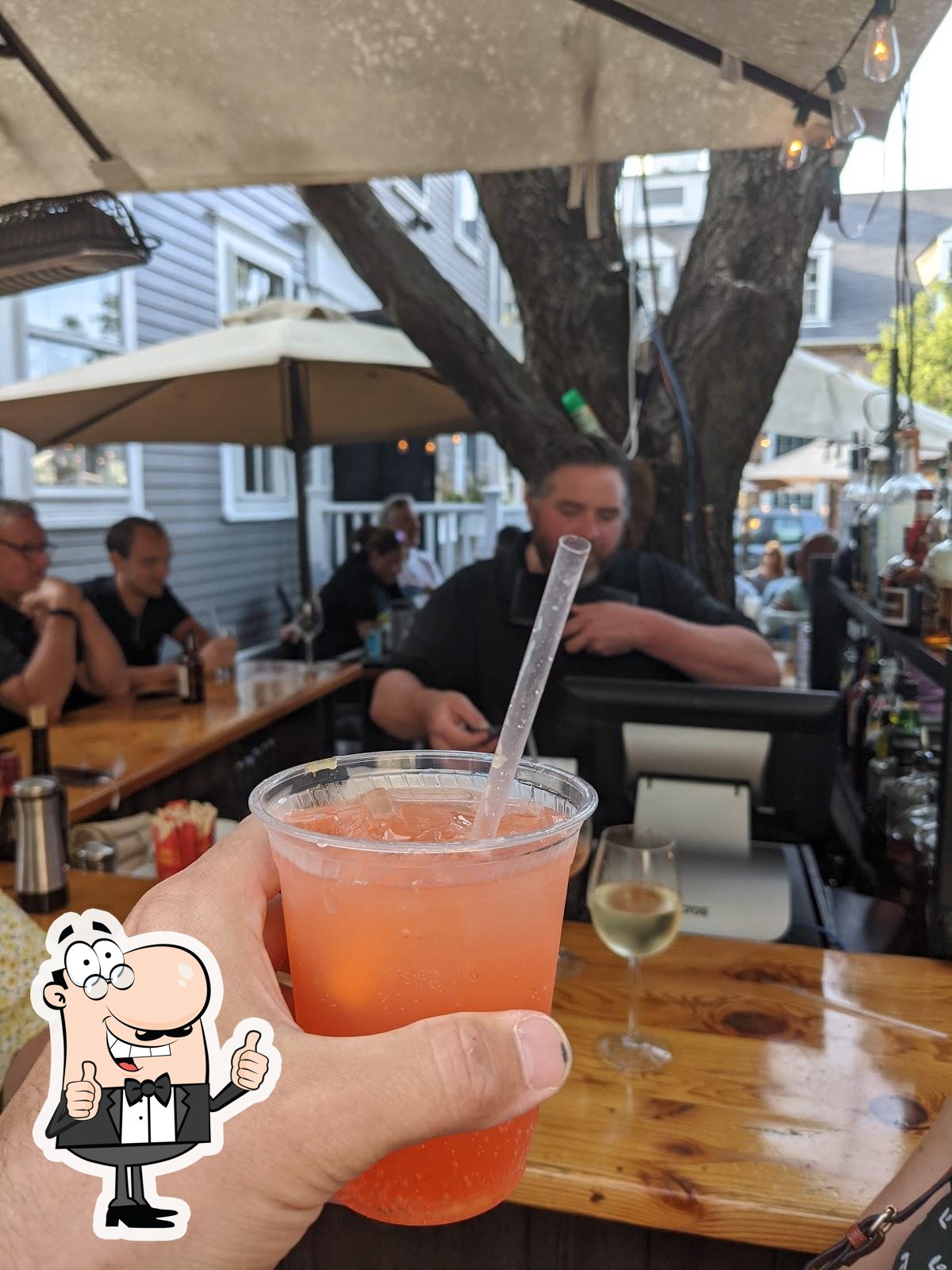 The Tree Bar in Nantucket - Restaurant reviews