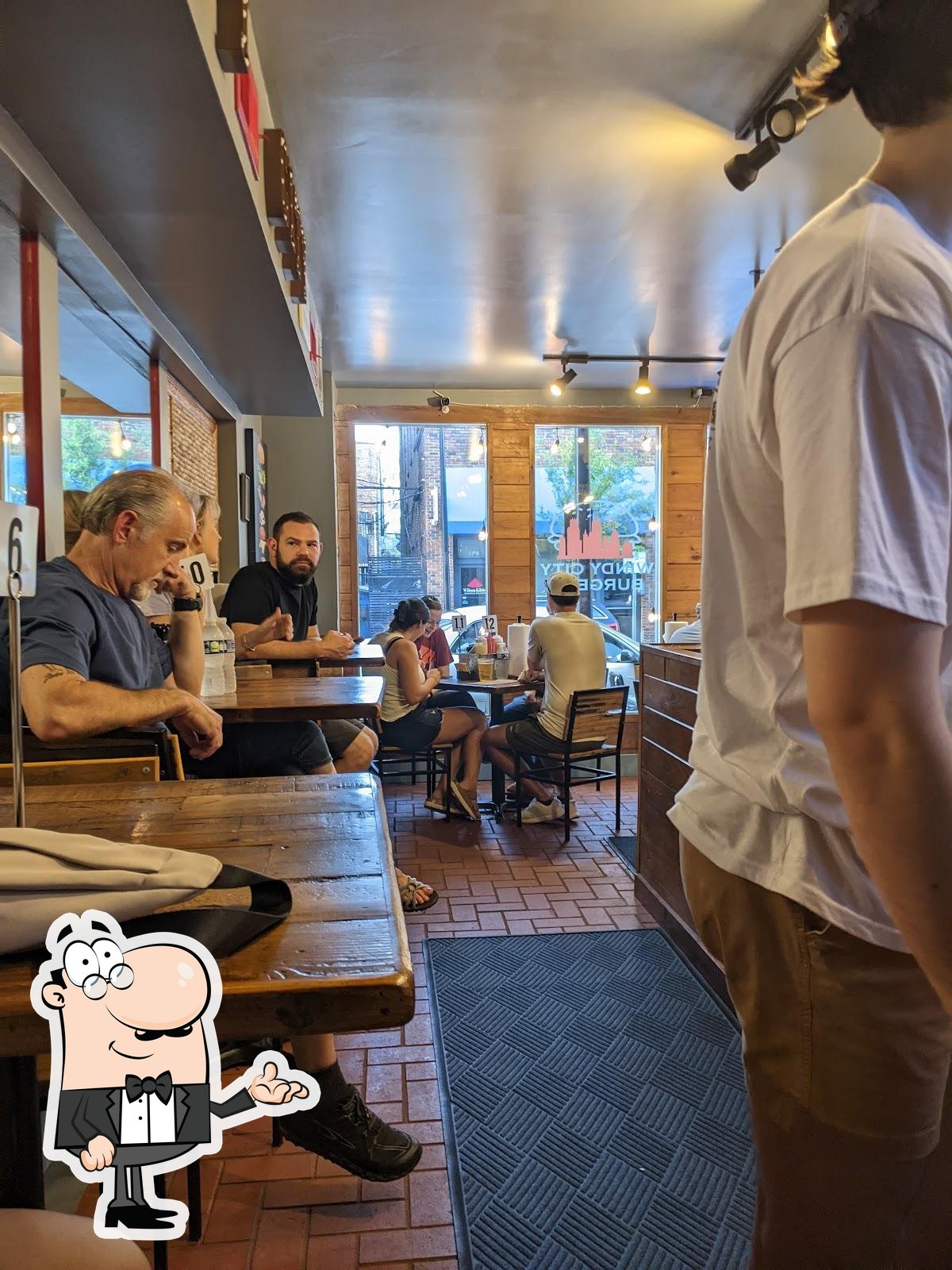 windy city burgers in Greenville - Restaurant menu and reviews