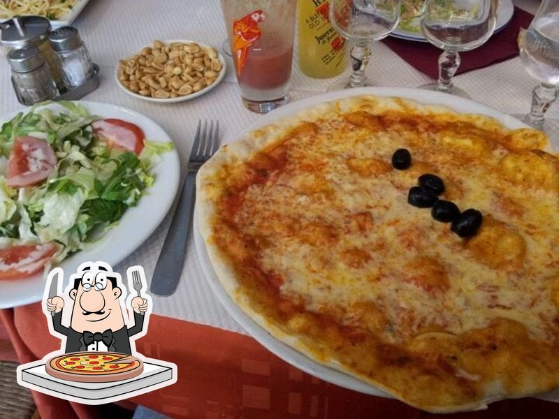 Restaurant Pizza Di Trevi, Aubervilliers