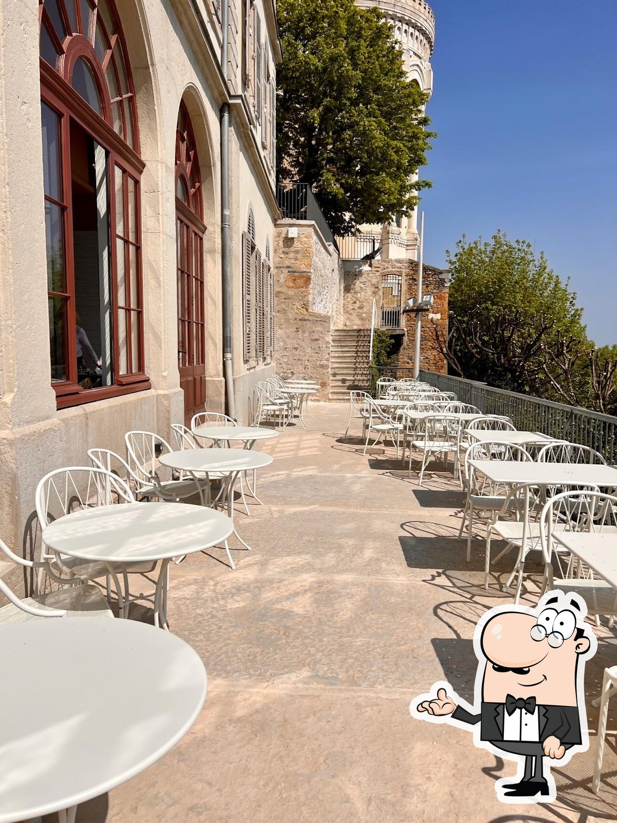 Bulle - Restaurant de Fourvière - Guy Lassausaie, Lyon - Menu du ...