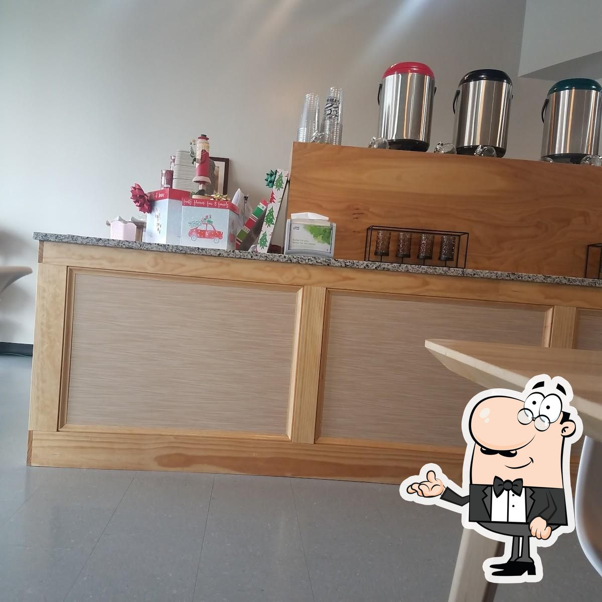 Fat Bee Drinks, Overland Park - Restaurant menu, prices and reviews