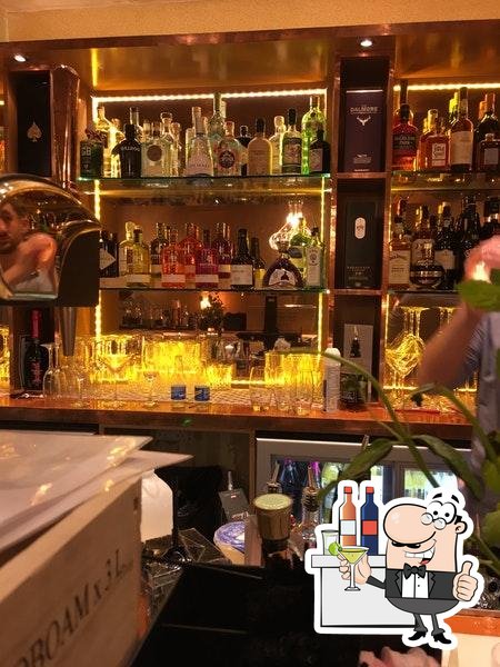 Peaky Blinders Accommodation & Bar in Southport - Restaurant reviews