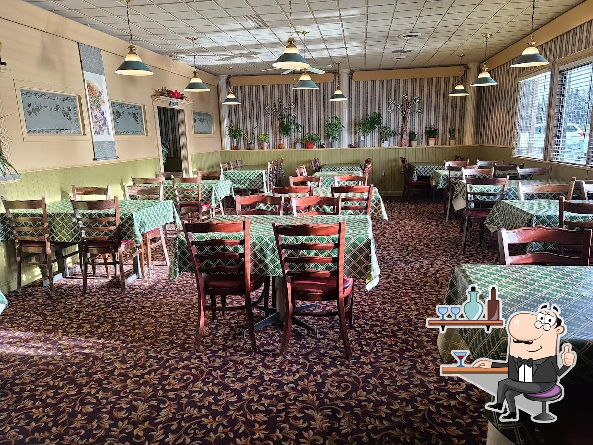 Lucky Garden Restaurant, Lloydminster - Restaurant menu, prices and reviews