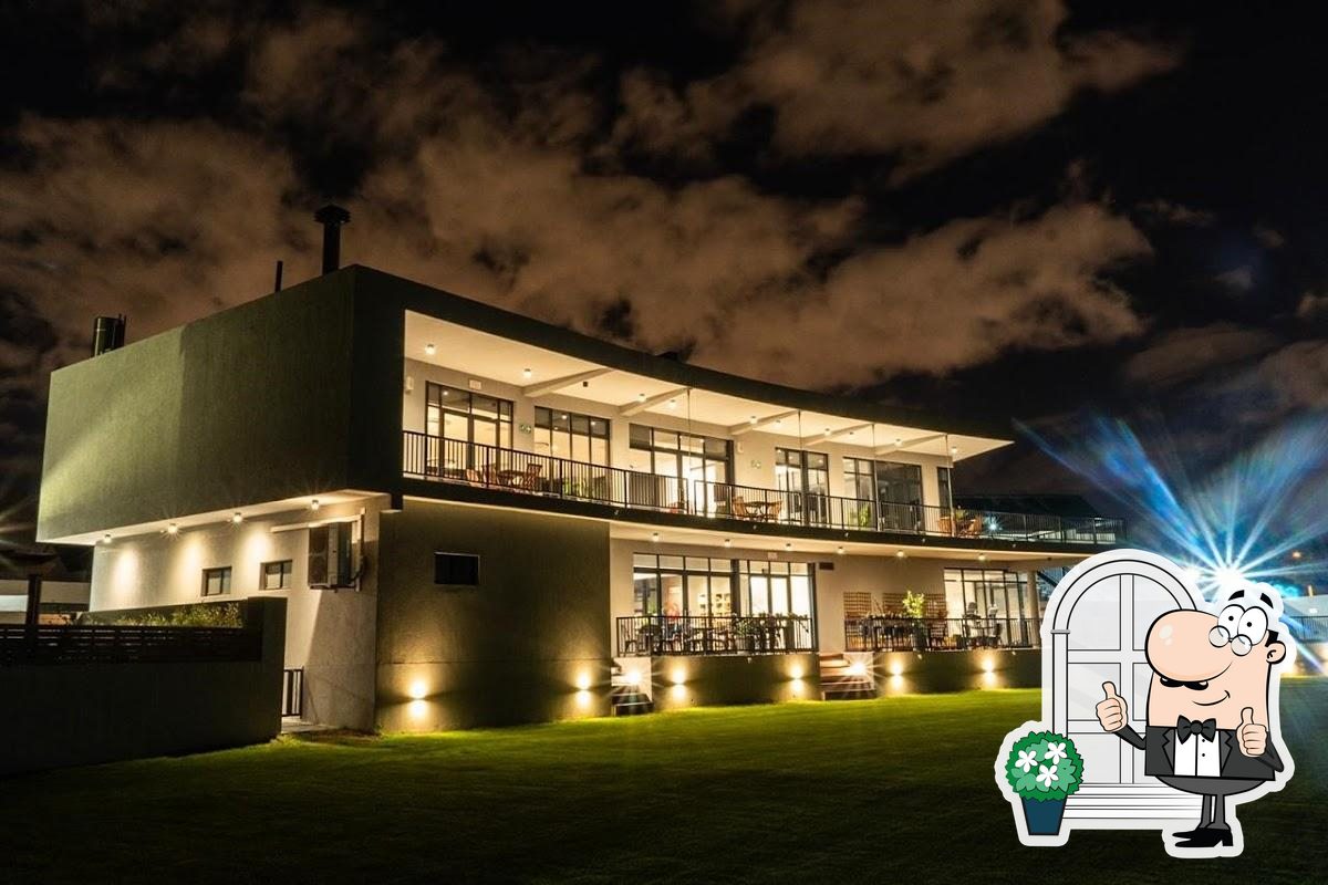 Rondebosch Sports Club, Cape Town - Restaurant reviews