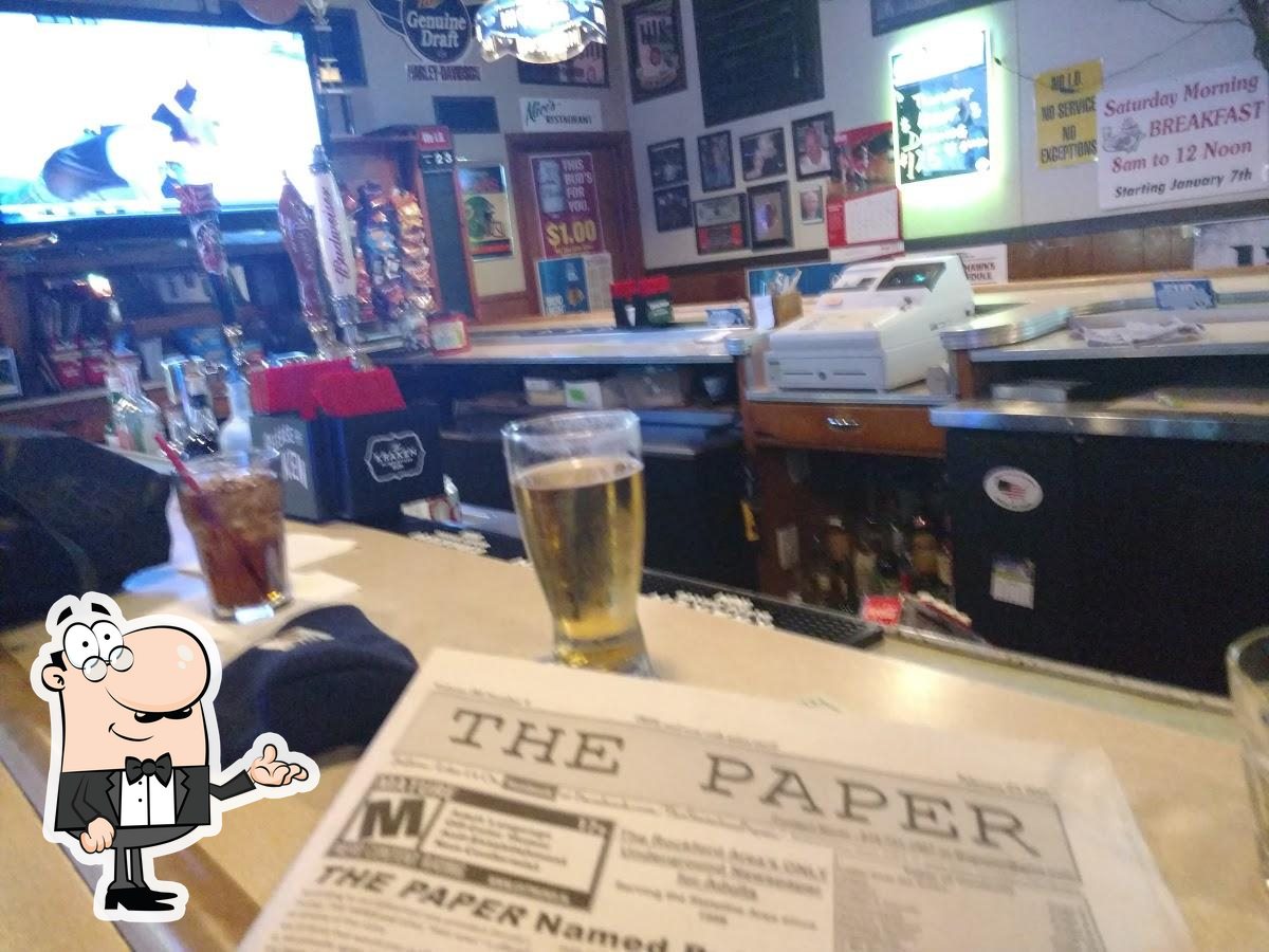 Rockview Liquor Store & Tap in Rockford - Restaurant reviews