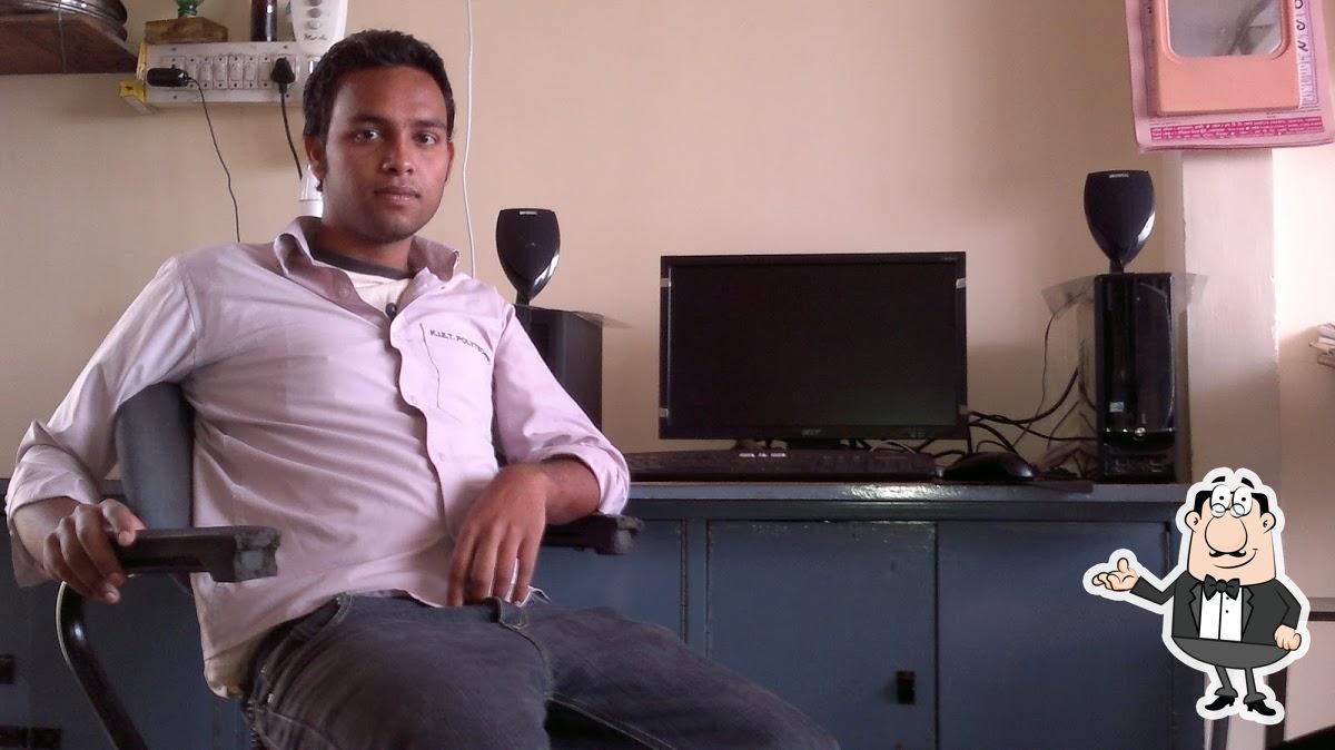 Aditya Computer & Online Center, India - Restaurant reviews