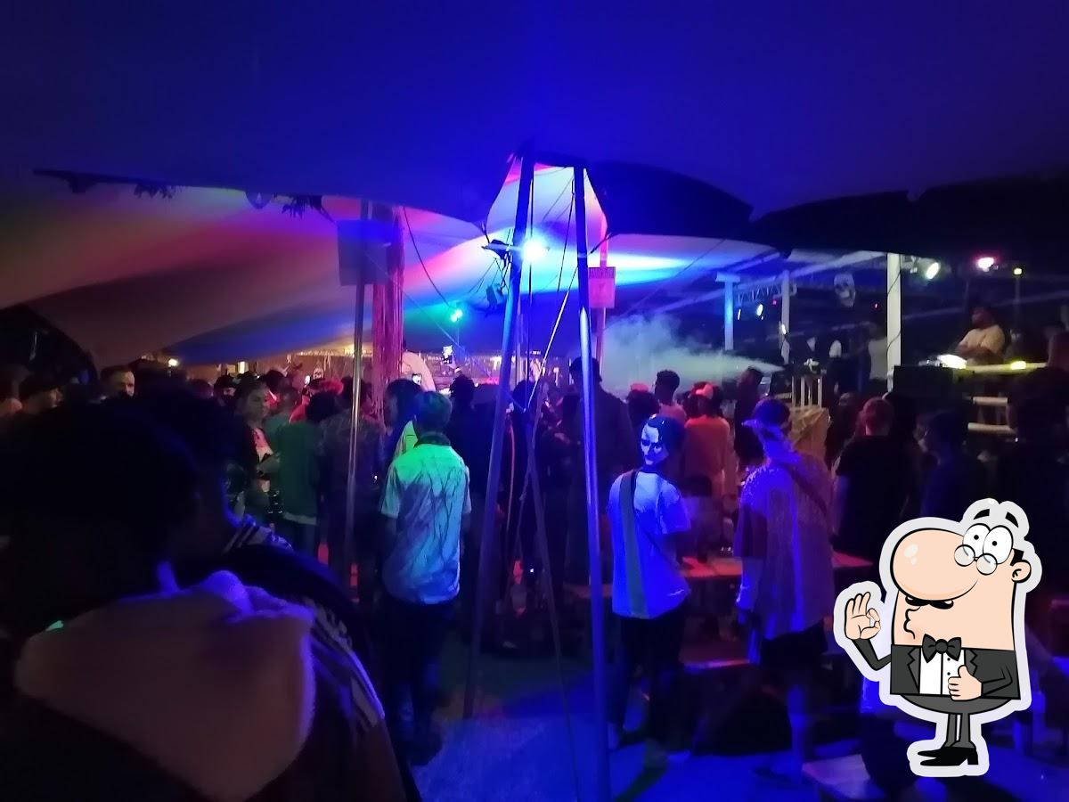 Huula Beach Club, Germiston - Restaurant reviews