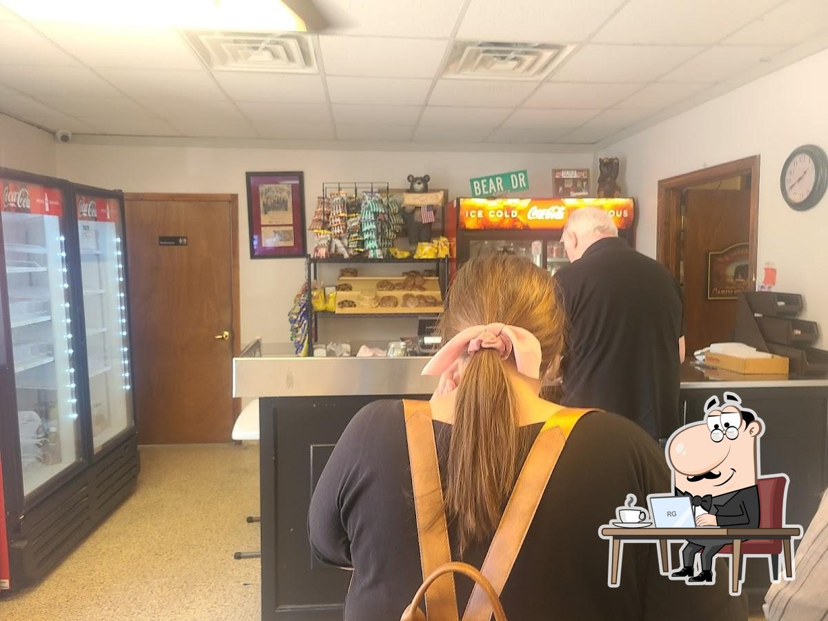 Bear's Restaurant, Covington - Restaurant menu, prices and reviews