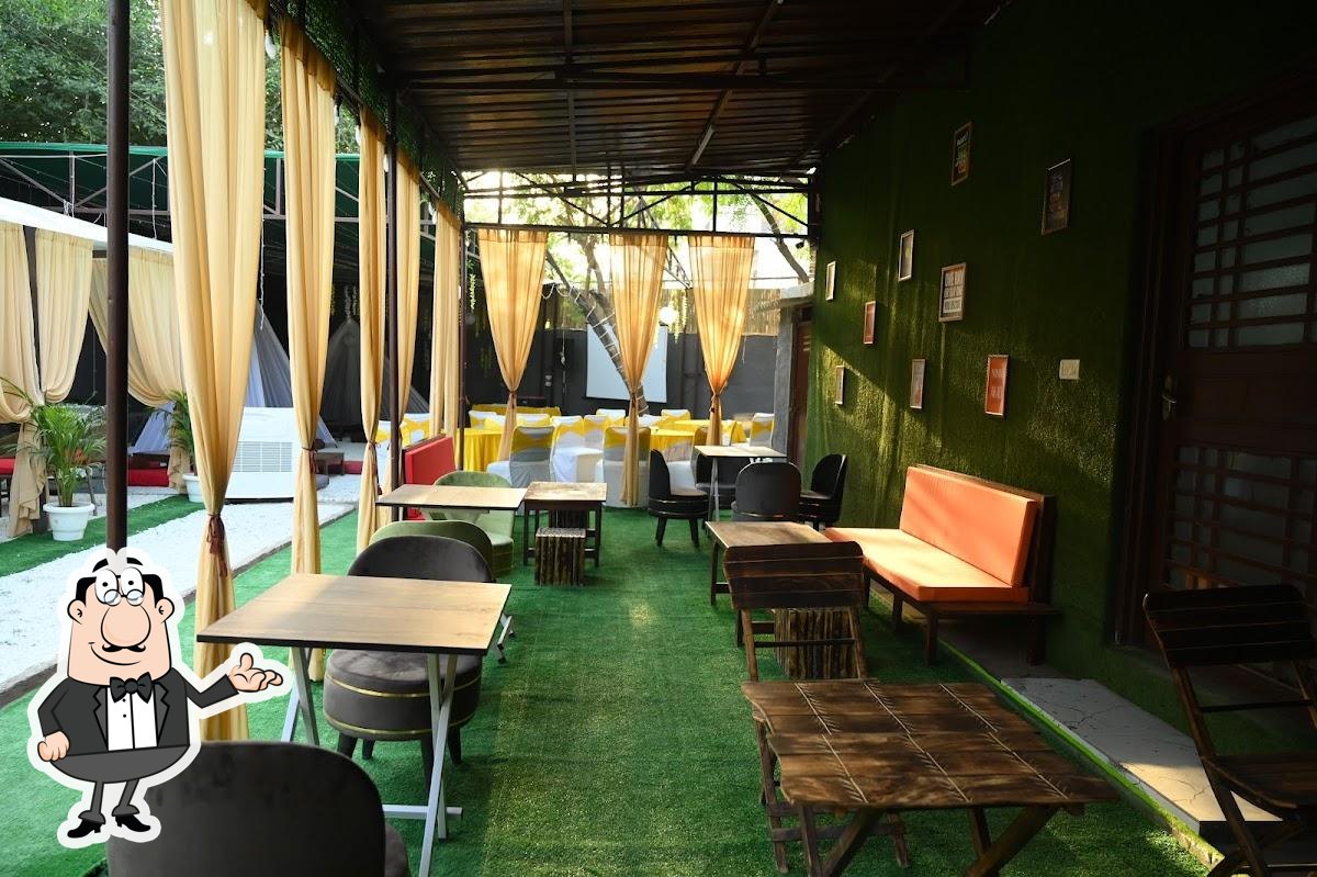 Wood Will Cafe, Noida - Restaurant reviews