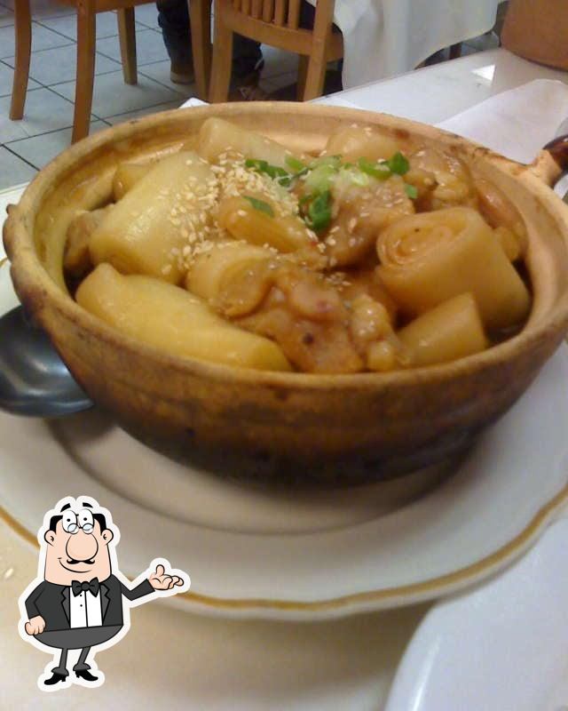 New Canton House, Honolulu - Restaurant menu, prices and reviews