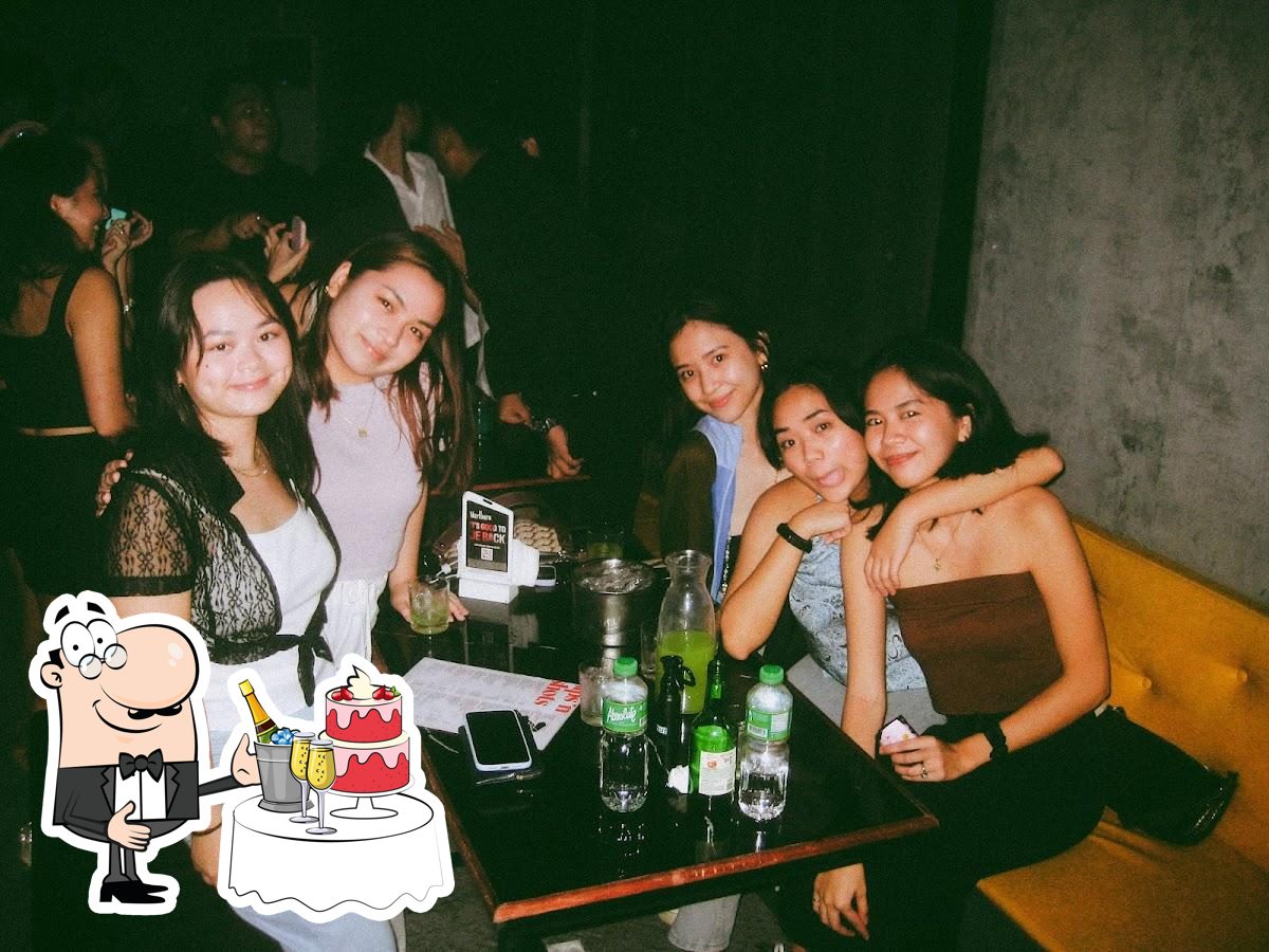 Ellipsis Coffee and Cocktail Lounge pub & bar, Pasay - Restaurant reviews