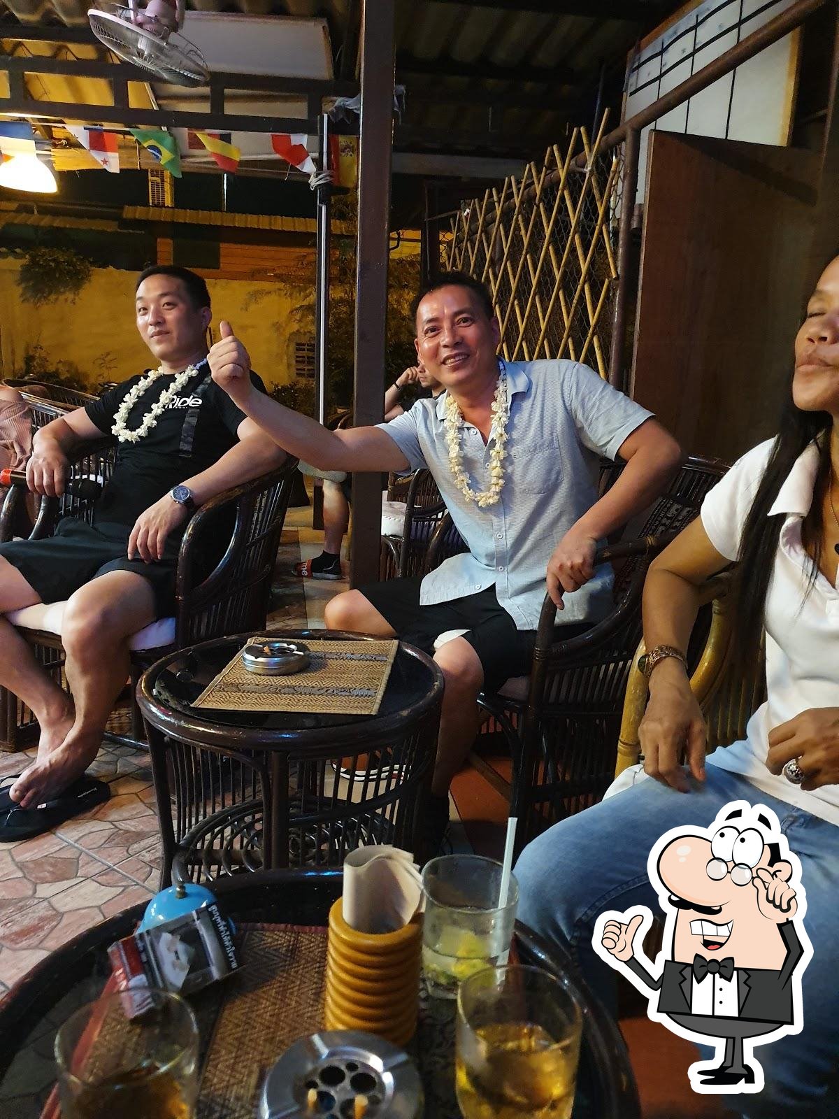 cheer bar, Pattaya City - Restaurant reviews