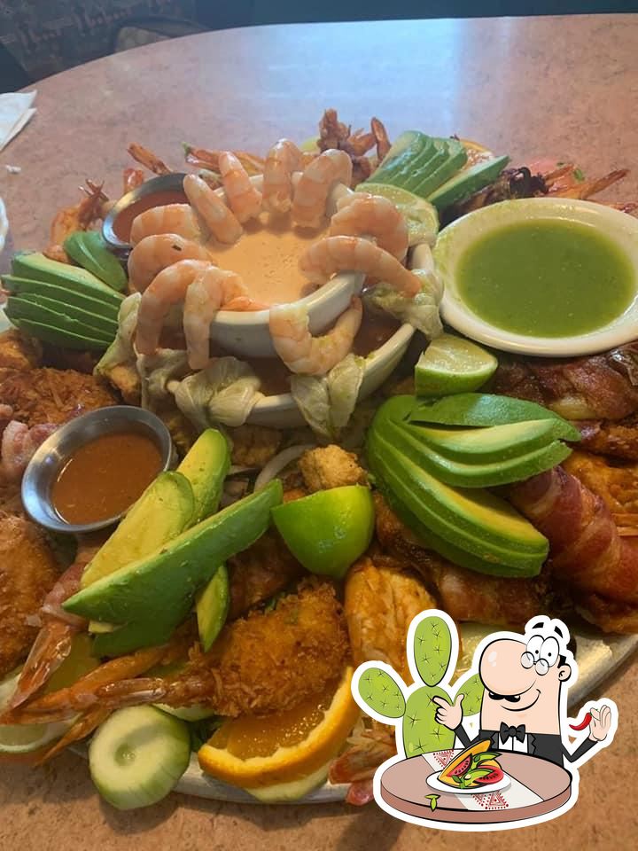 Mariscos El Kora, 499 N Federal Blvd in Denver - Restaurant menu and ...