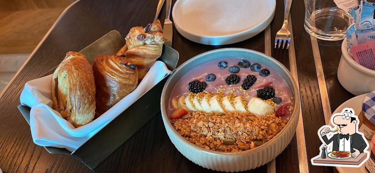 LOUIX LOUIS in Toronto - Restaurant reviews