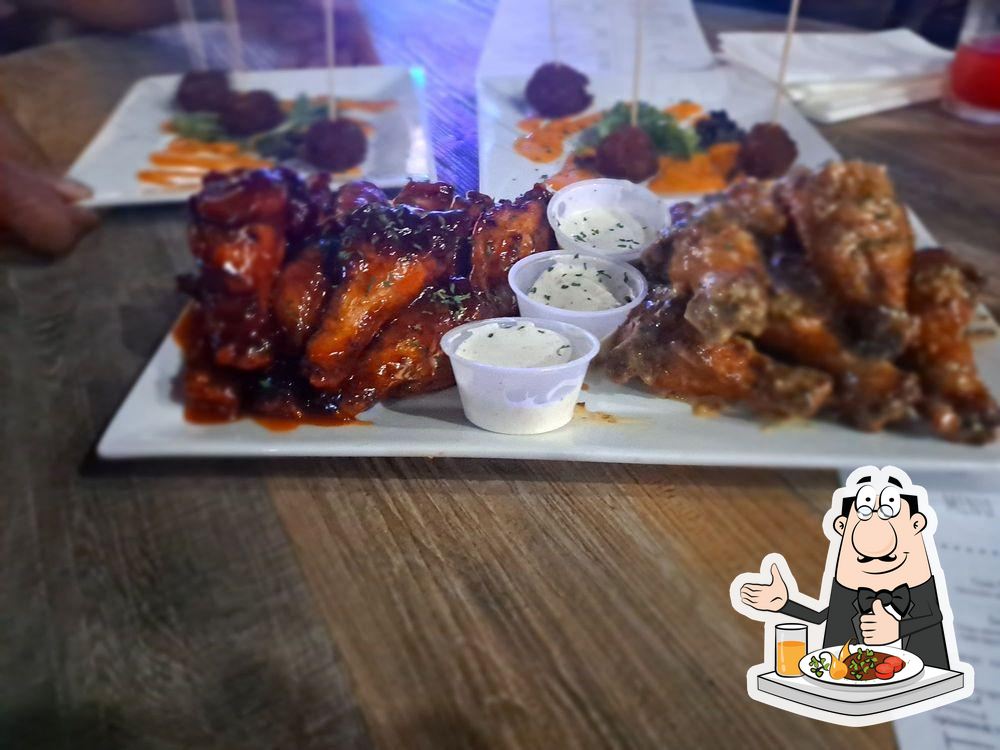 The Daq Shack, 1754 Wells Rd in Orange Park - Restaurant menu and reviews