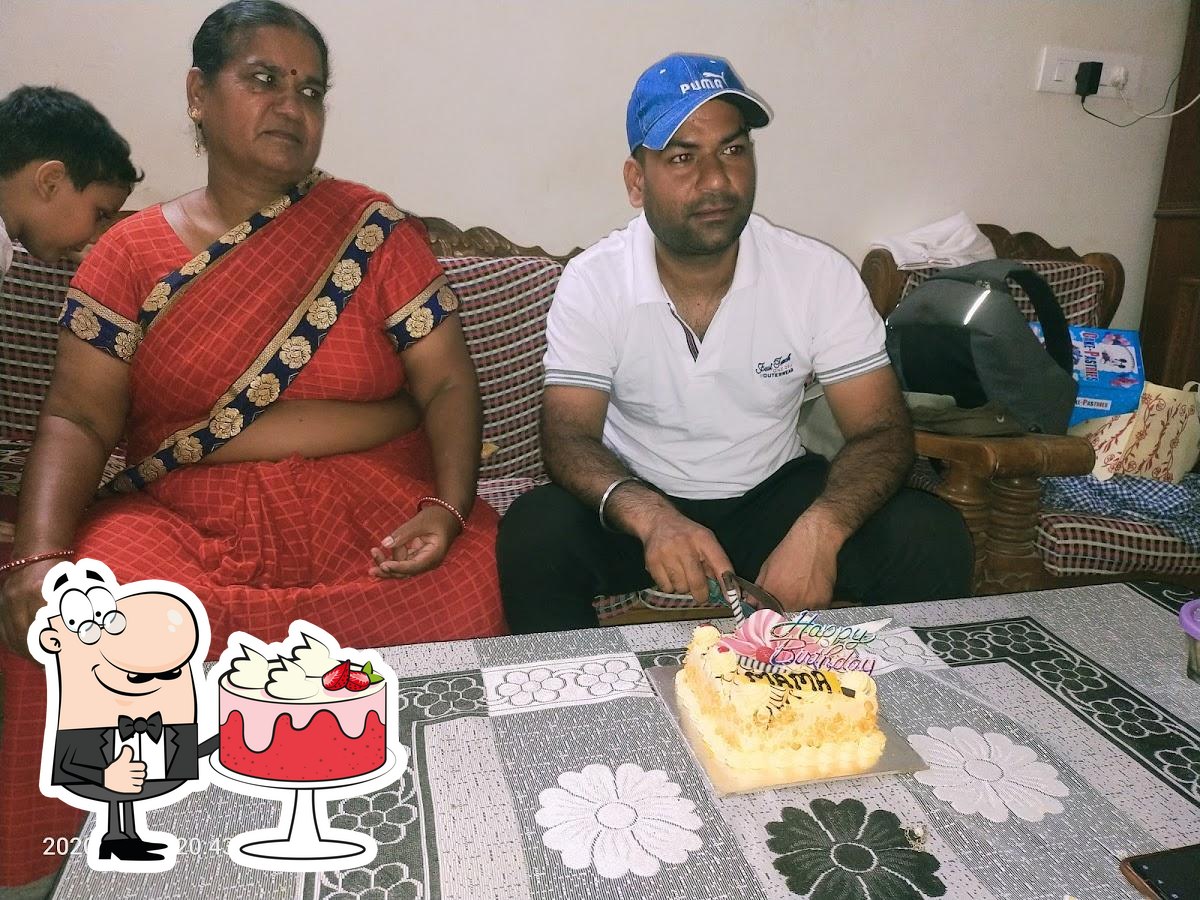 Sethi Bakery, Delhi, Gali no. 16 - Restaurant reviews
