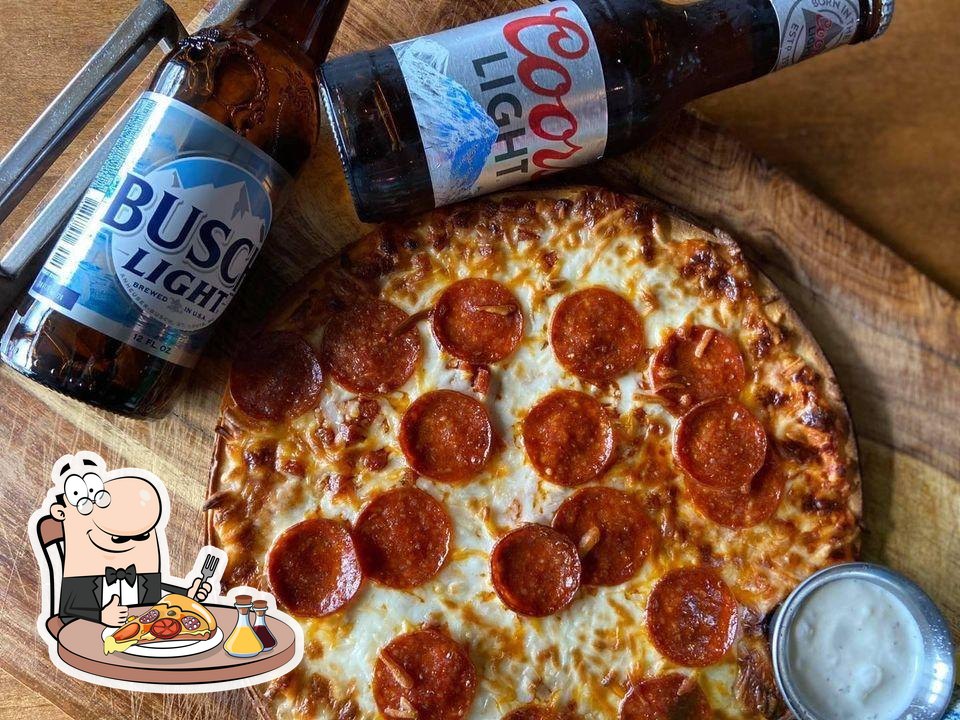 Refinery Bar & Grill in Wood River - Restaurant reviews