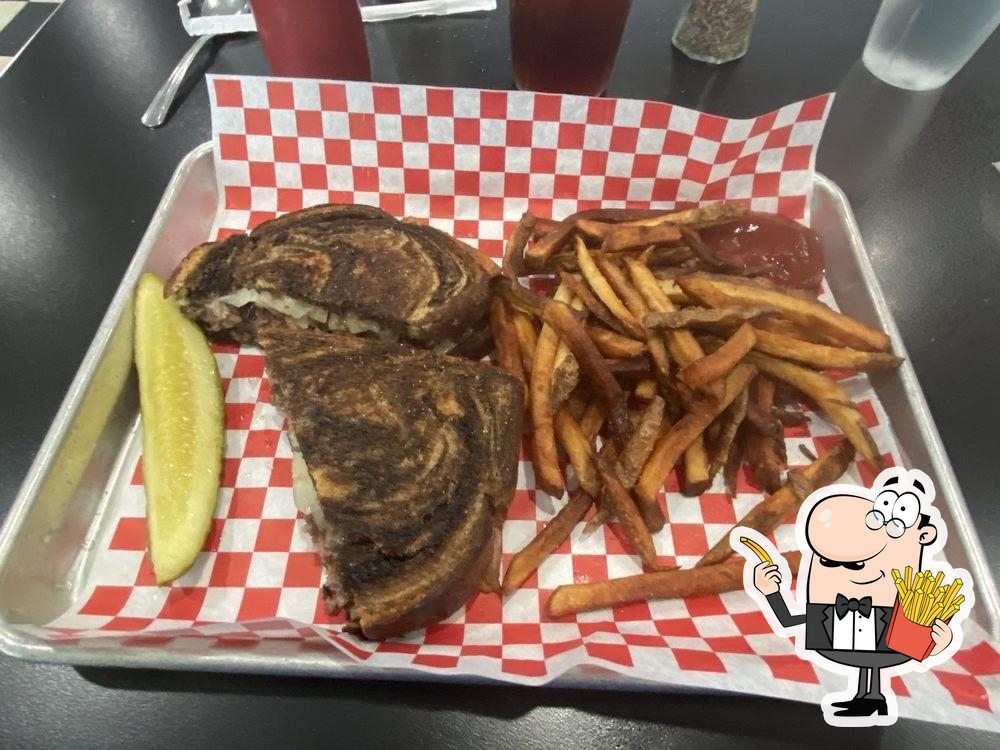 Ruby Slipper Bar and Grill in Port Orchard - Restaurant menu and reviews