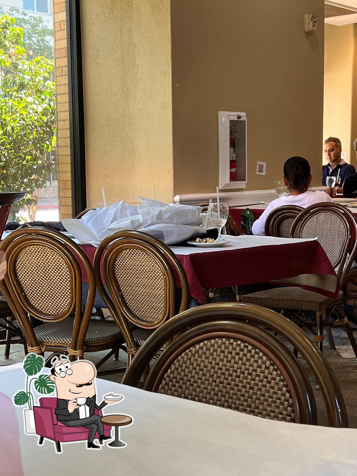 Raffi's Place in Glendale - Restaurant menu and reviews