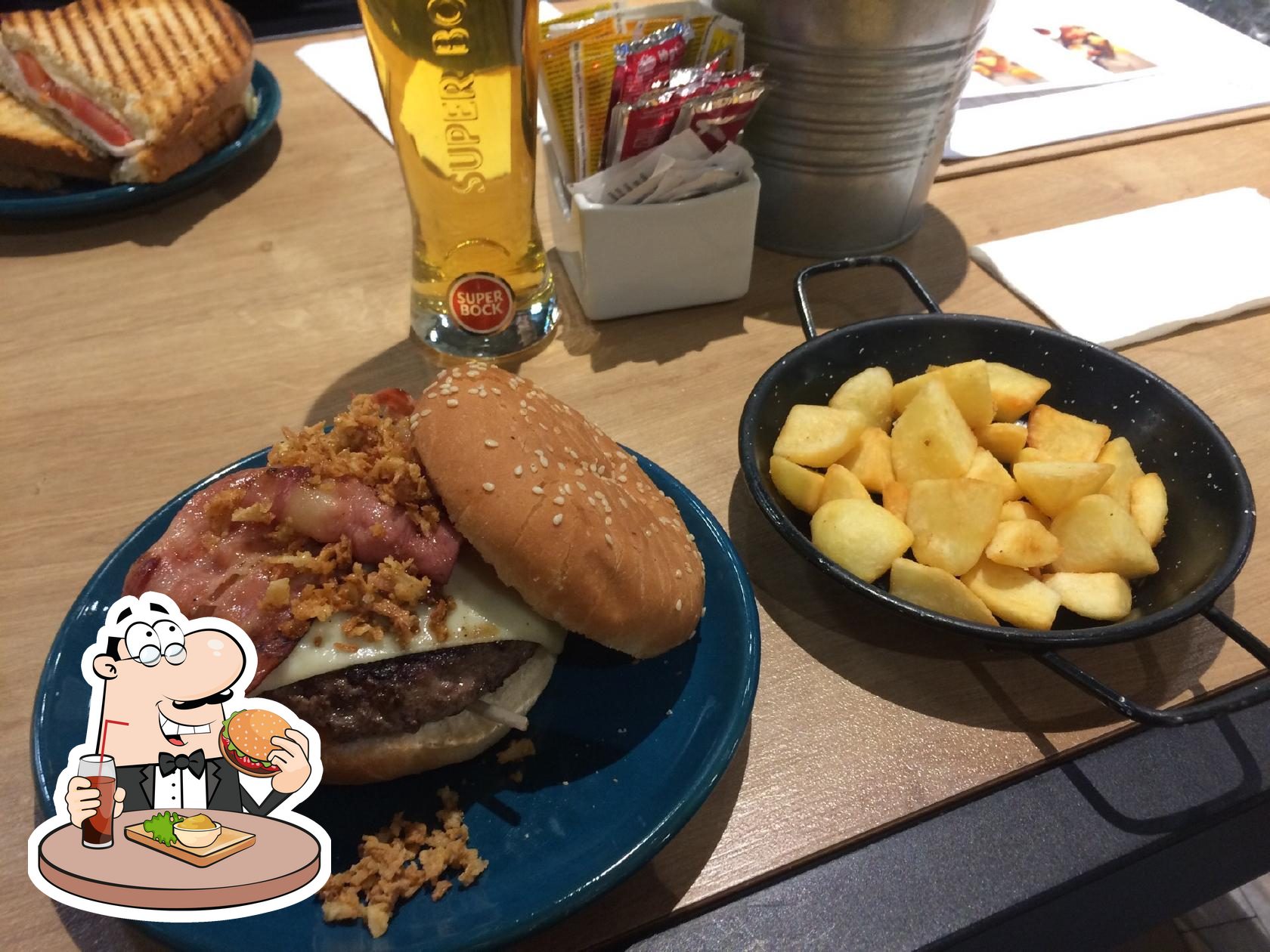 Cockpit Drinks & Tapas restaurant, Lisbon - Restaurant reviews