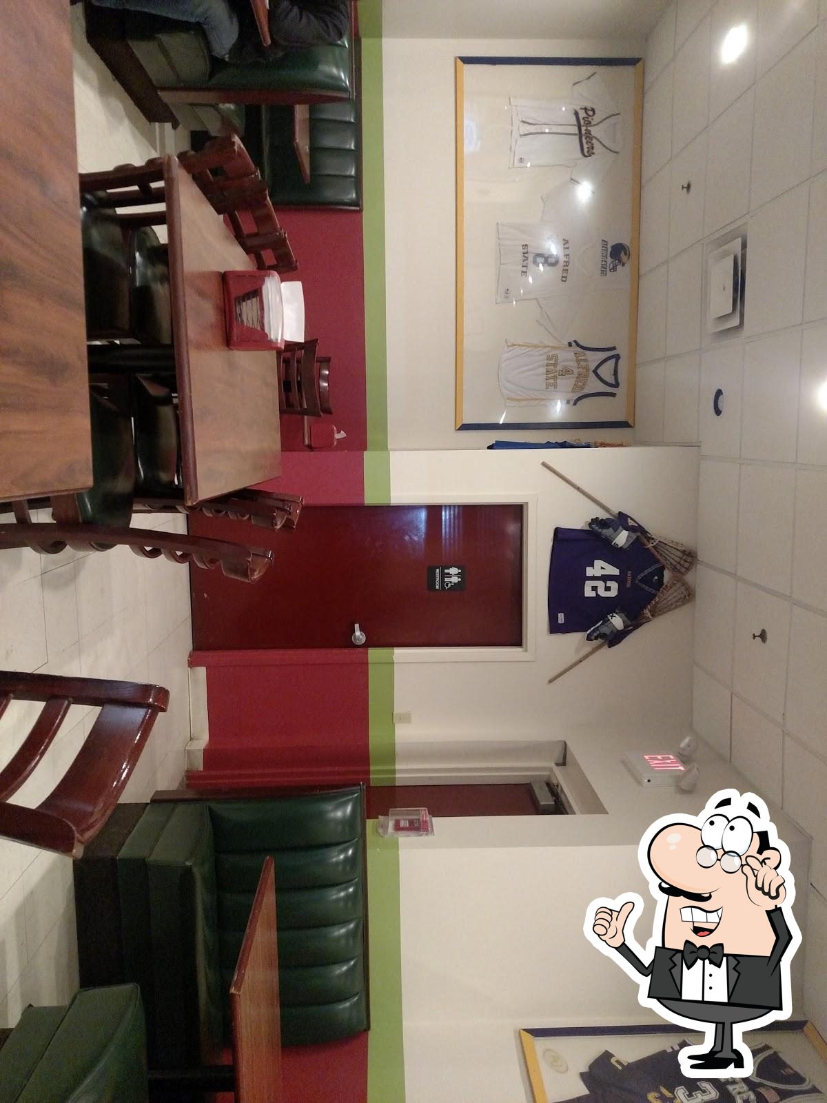 Duke's Main Street Pizza in Alfred - Restaurant menu and reviews