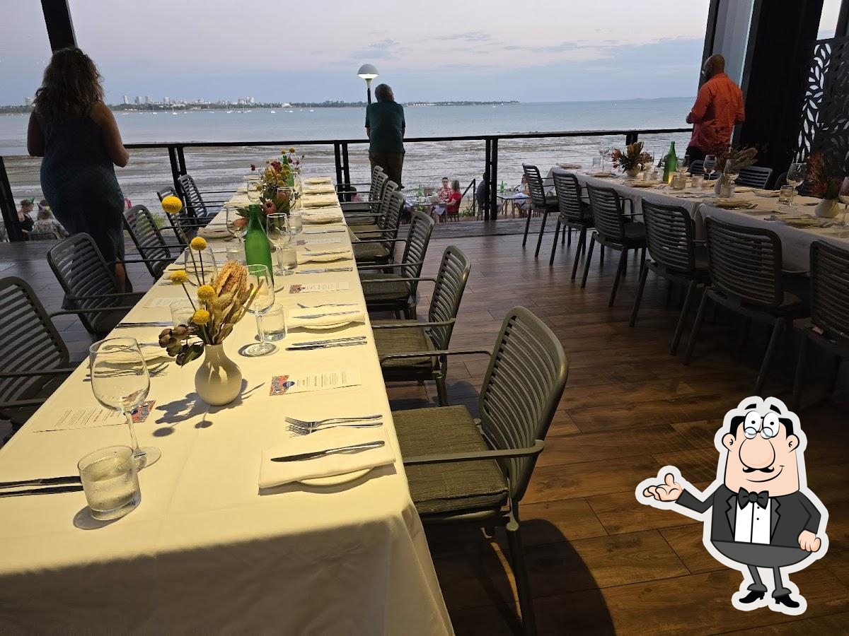 Pee Wee's at the Point, Darwin - Restaurant menu, prices and reviews
