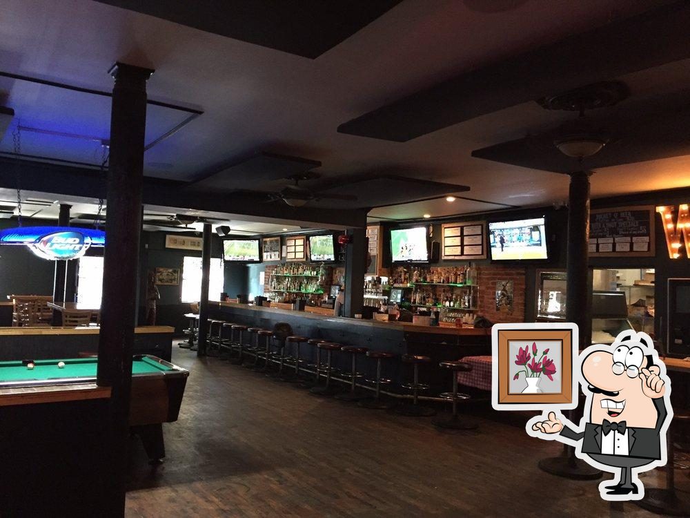 Wreck Room in San Francisco - Restaurant menu and reviews