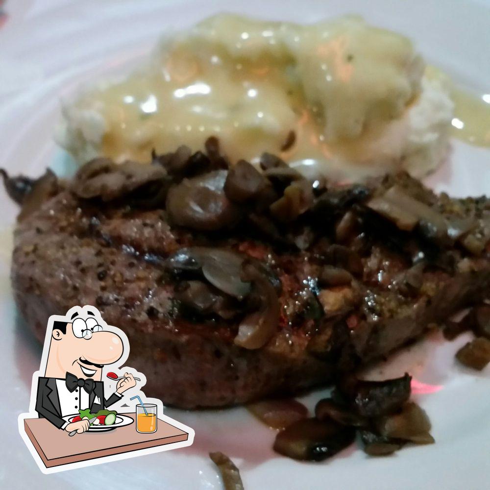 In The Drink in Fairview Park - Restaurant reviews