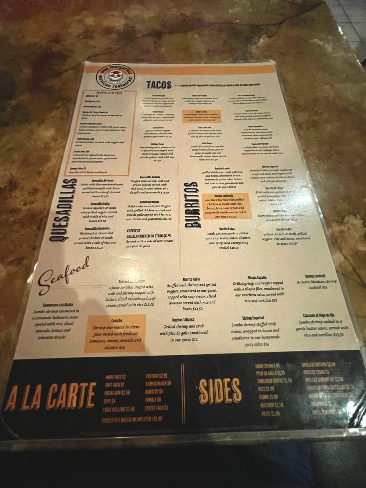 Menu at Más Margaritas restaurant, Cedar Rapids