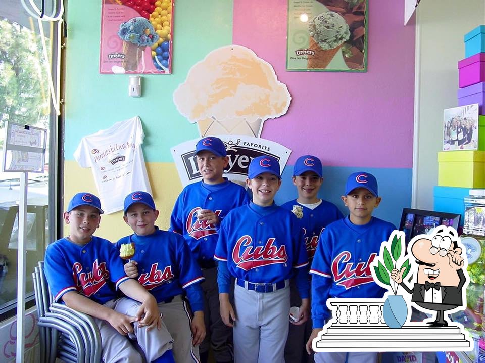 Thorntons Ice Cream Parlor in Norco