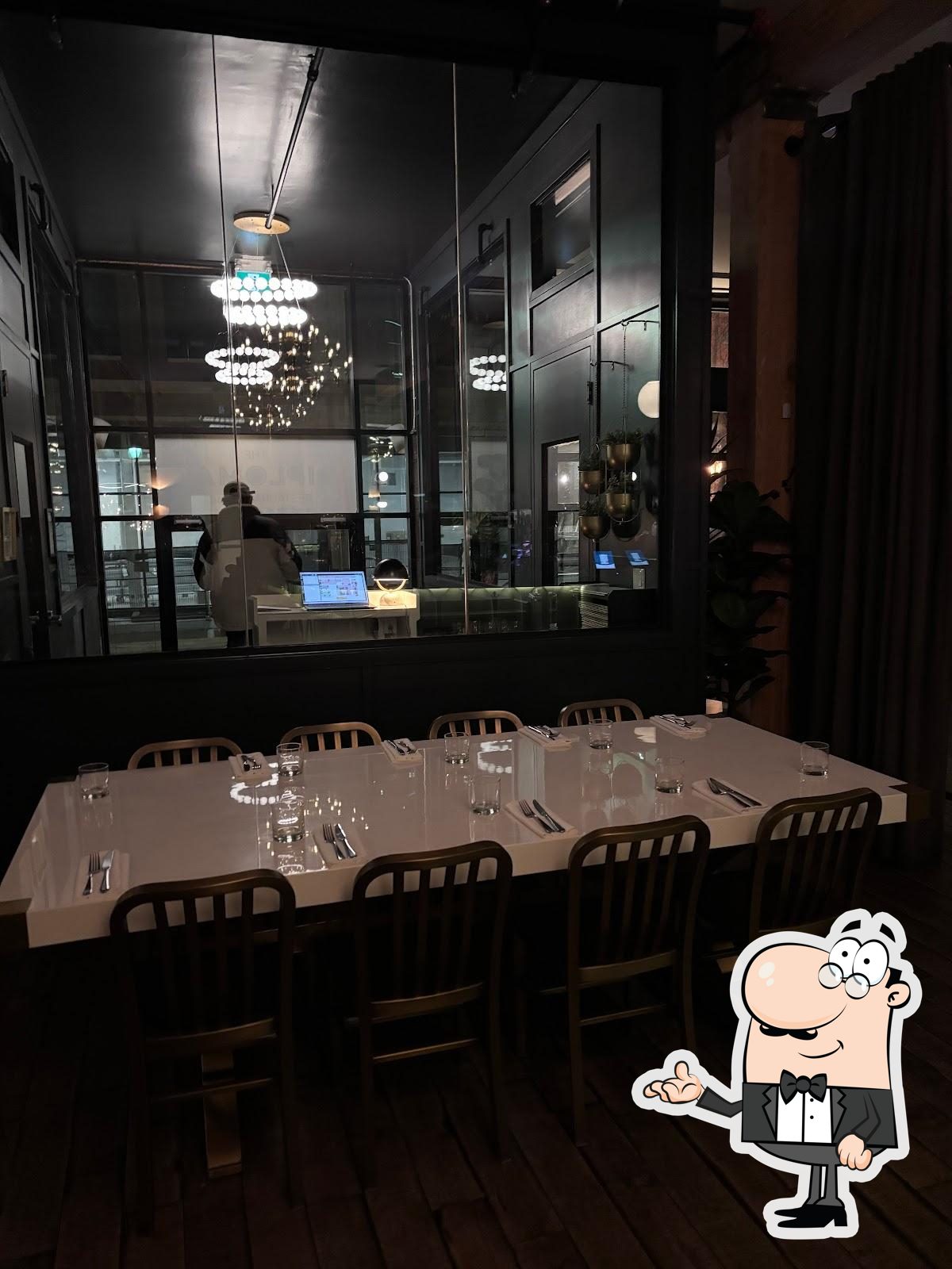 The Diplomat, Hamilton - Restaurant menu, prices and reviews