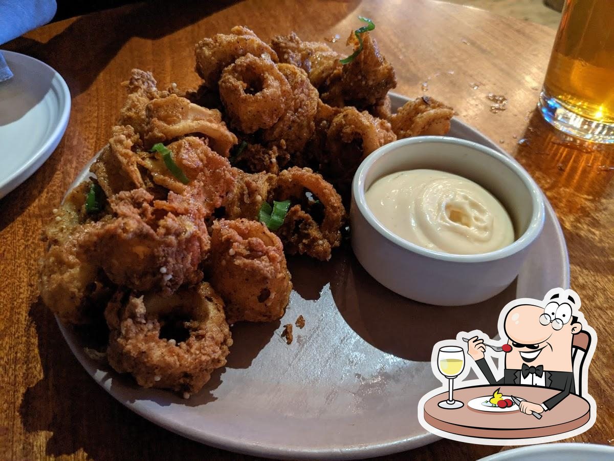 Monarch Ocean Pub in Del Mar - Restaurant menu and reviews