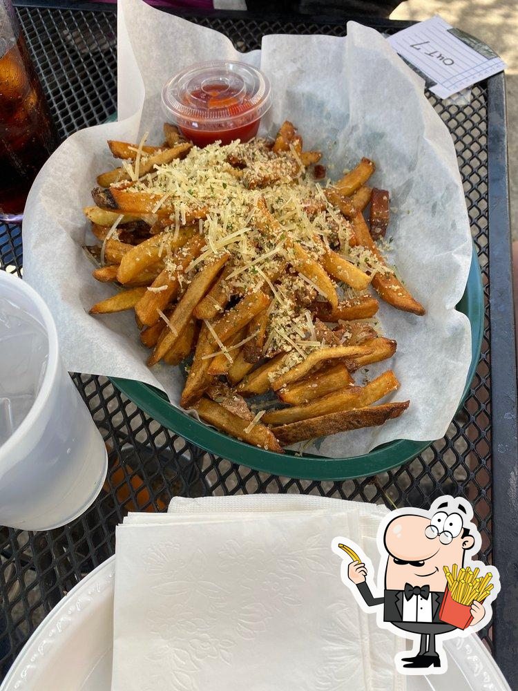 Turtle's Bar & Grill in Chicago - Restaurant menu and reviews
