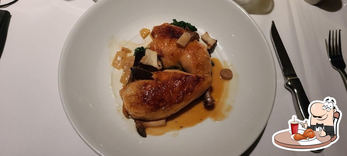 The Signature Room at the 95th in Chicago - Restaurant menu and reviews