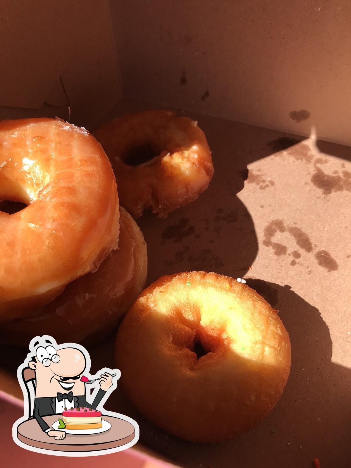 Donut Wheel, 2775 S Wilmot Rd in Tucson - Restaurant reviews