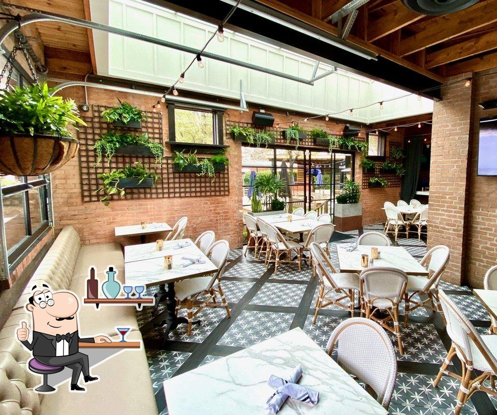 Chelsea Corner, Dallas - Restaurant menu, prices and reviews