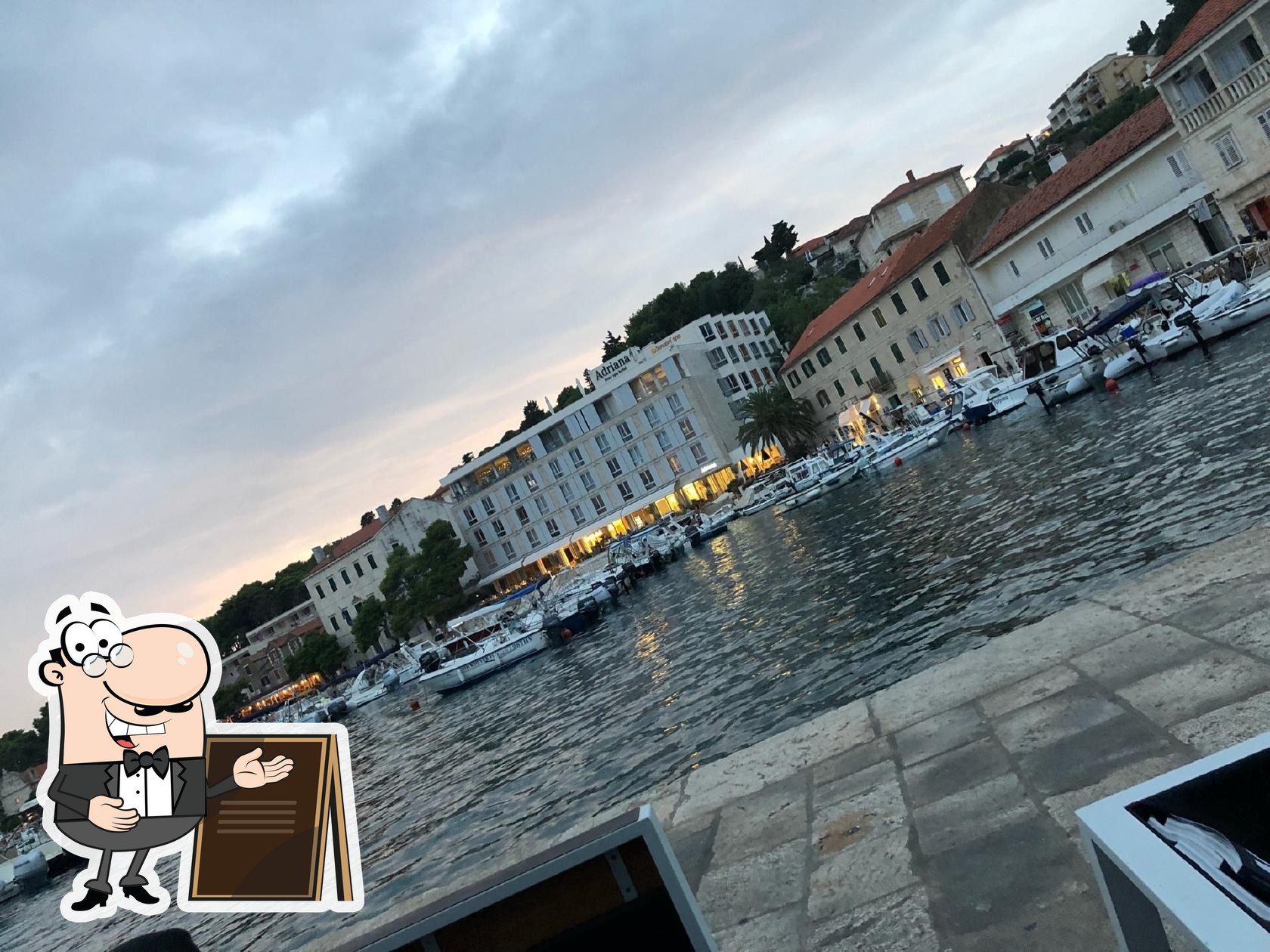 Seven Hvar pub & bar, Hvar - Restaurant menu and reviews