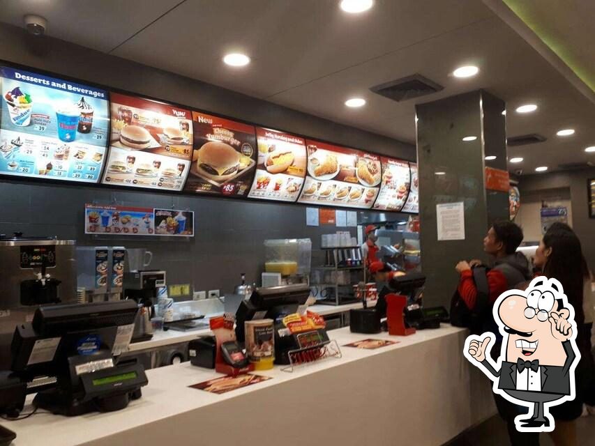 Jollibee restaurant, Quezon City, Ground Flr - Restaurant menu and reviews