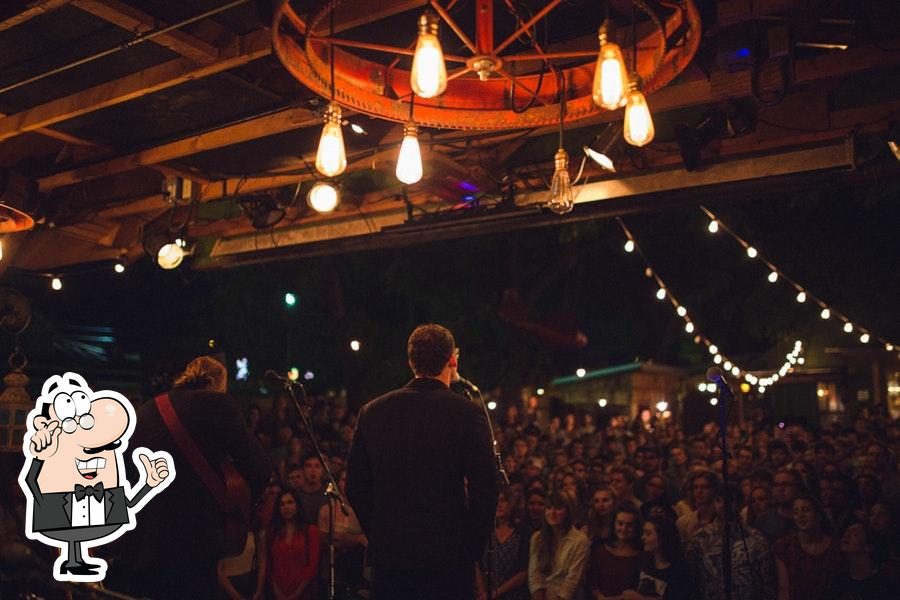 Common Grounds Waco, 1123 S 8th St in Waco - Restaurant menu and reviews