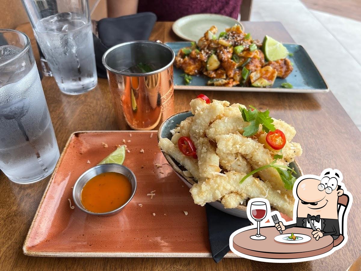 Milestones, 771 Golf Links Rd in Hamilton - Restaurant menu and reviews