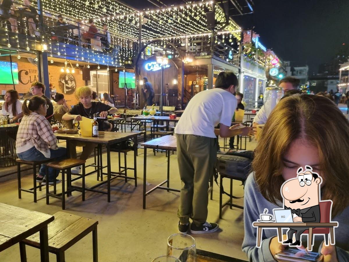 THE CLASSIC RATCHADA, Bangkok - Restaurant menu, prices and reviews