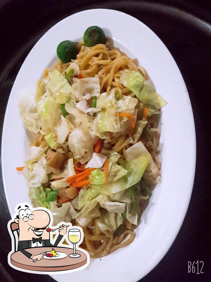 Restaurante Mama Thel's Batangas Lomi, Pancit Guisado atbp., Filipinas ...