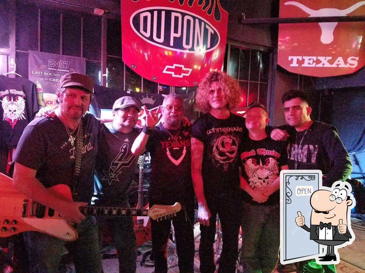 The Speedway Sports Bar, 8811 Grissom Rd in San Antonio - Restaurant ...