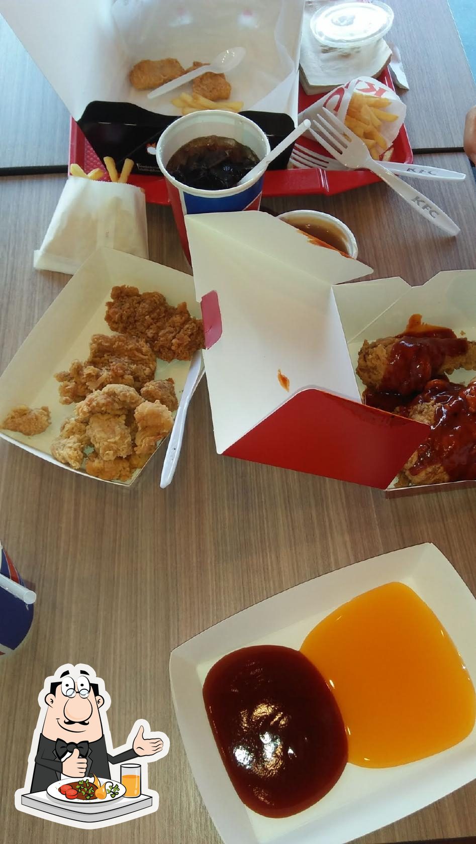 KFC ROBINSON SARABURI restaurant, Pak Phriao, Robinson - Restaurant reviews