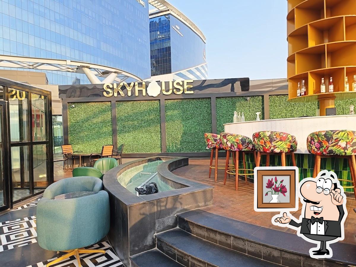 Skyhouse Cafe & Bar, Noida - Restaurant menu, prices and reviews
